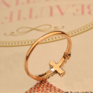 Cross Finger Ring Studded With Crystals [grzxy6700005] on Luulla